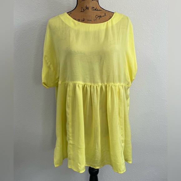 Tops | Yellow Flowy Top | Poshmark